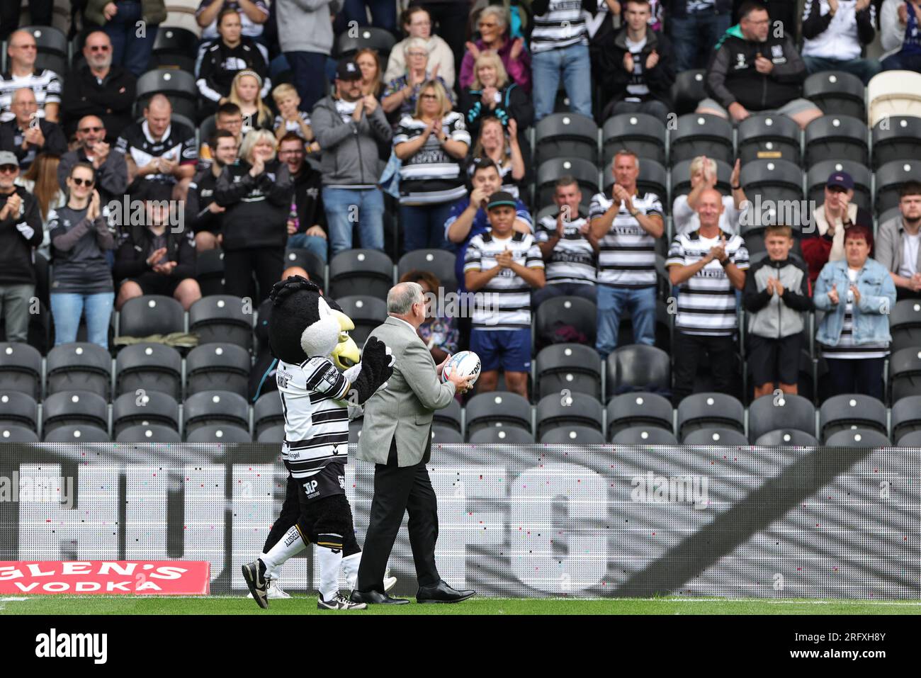 Trevor skerrett hi-res stock photography and images - Alamy