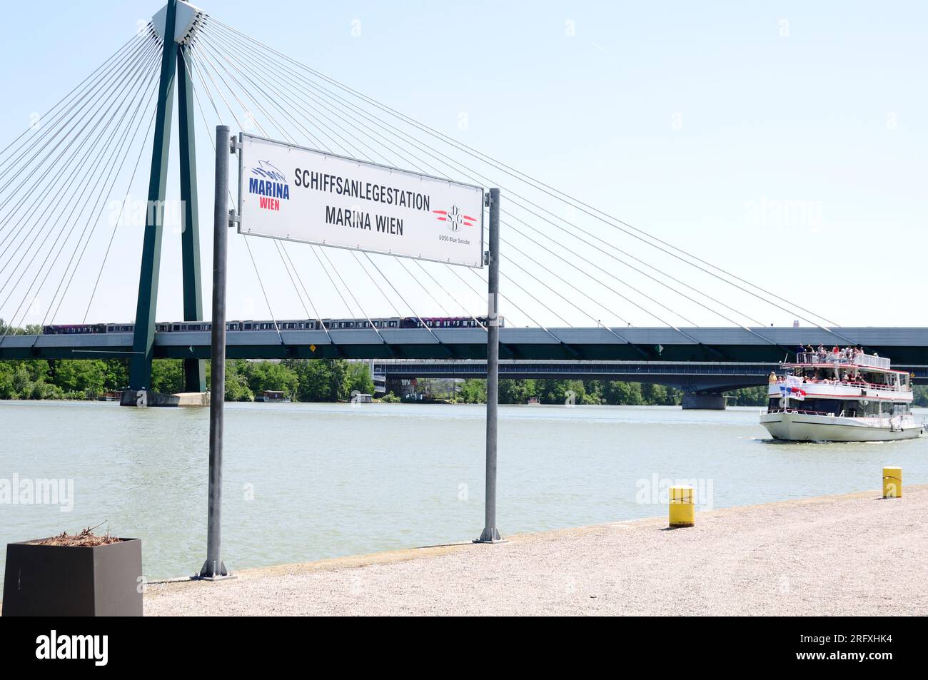 Marina vienna hi-res stock photography and images - Alamy