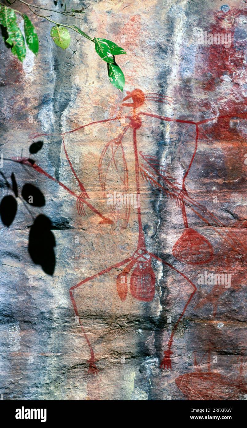 Aboriginal cave paintings hi-res stock photography and images - Alamy