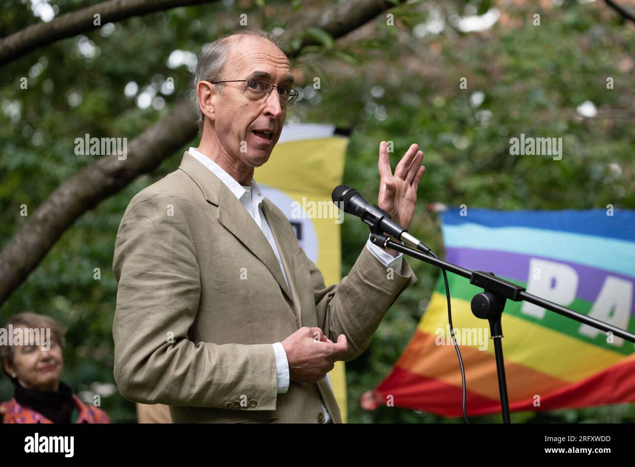 London, UK. 6 August, 2023. Michael Mears performs an extract from new ...