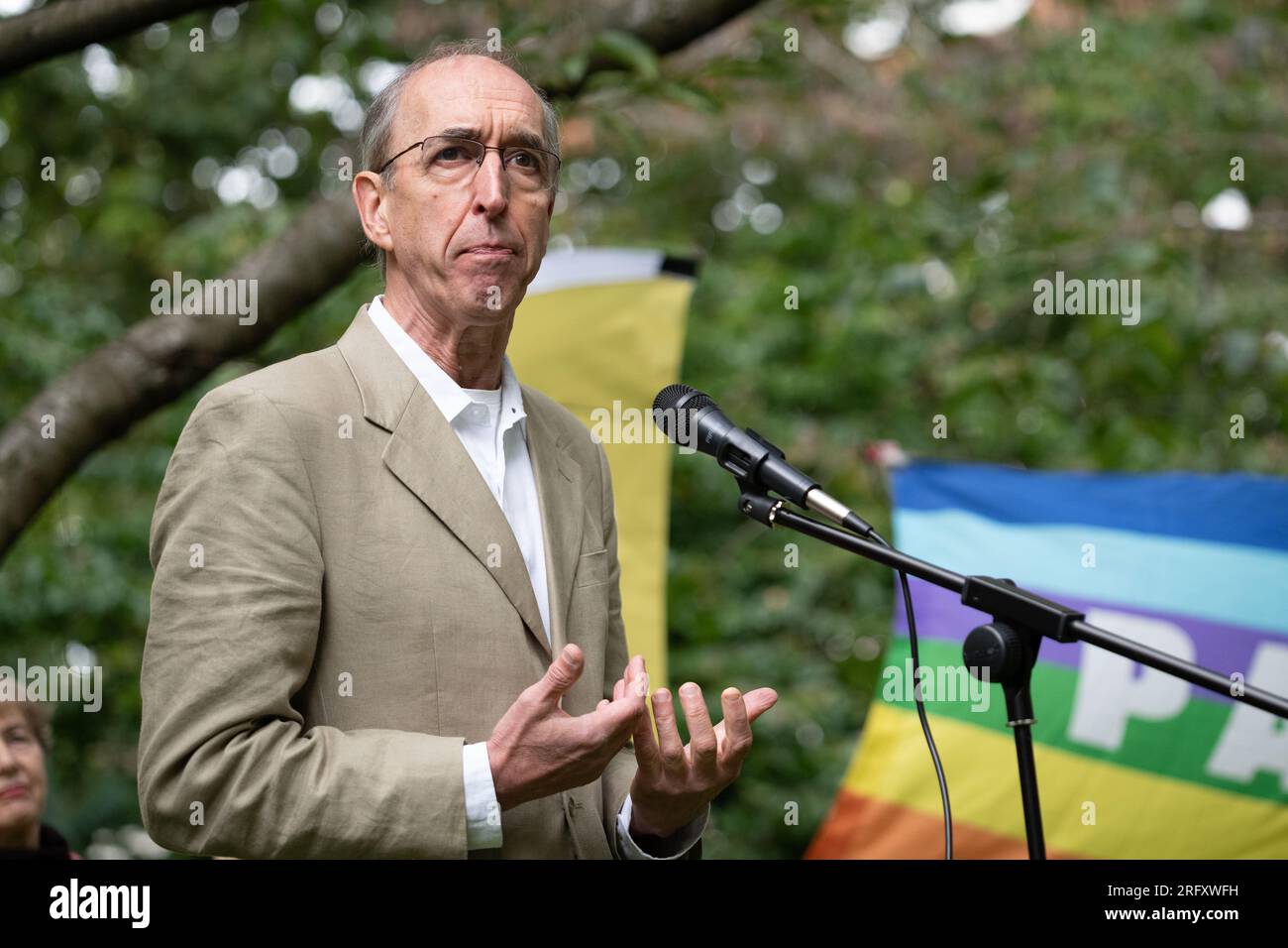 London, UK. 6 August, 2023. Michael Mears performs an extract from new ...