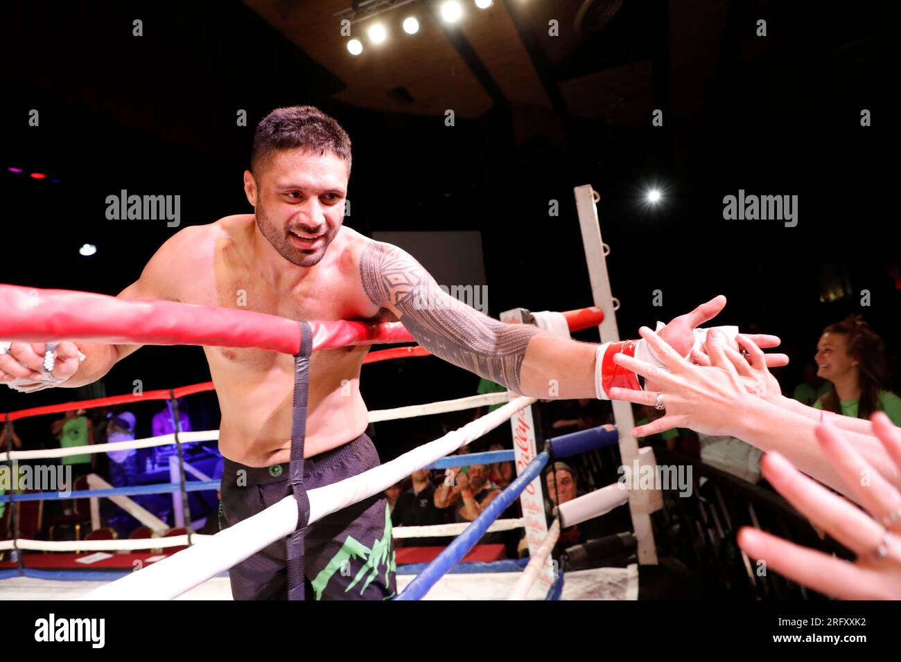 Wfc world fighting championships hi-res stock photography and images ...