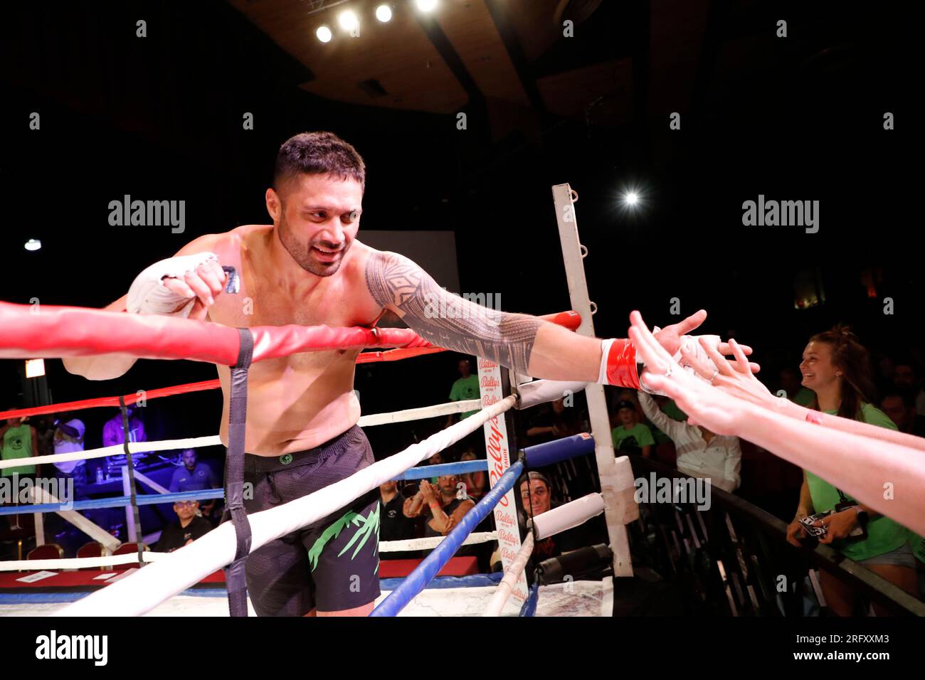 Wfc world fighting championships hi-res stock photography and images ...