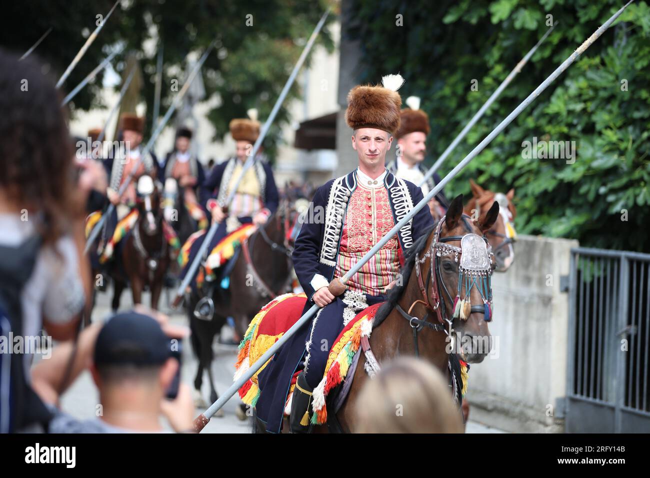 Sinj, Croatia. 06th Aug, 2023. Men wearing traditional knight costumes ...