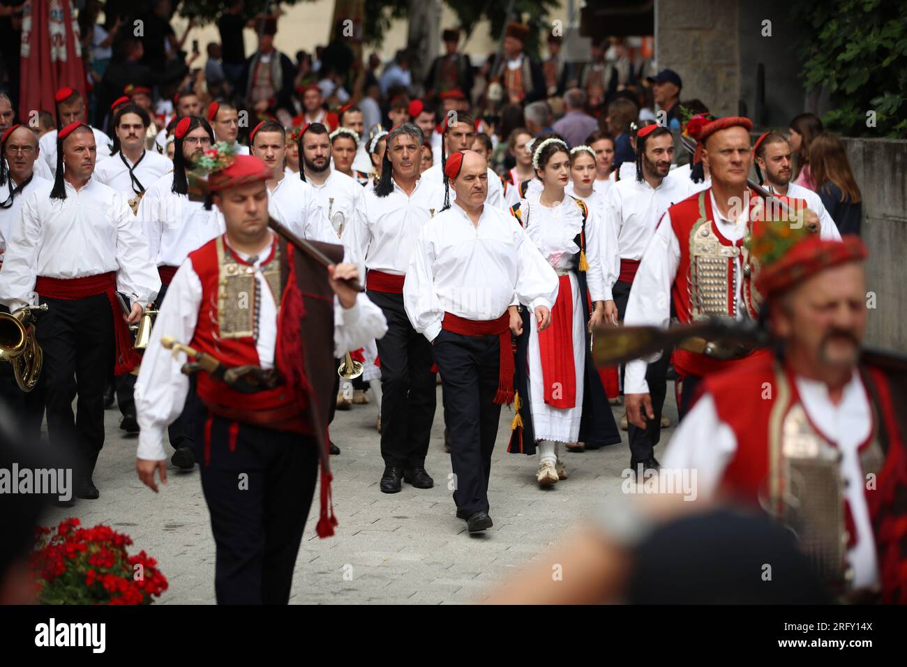 Sinj, Croatia. 06th Aug, 2023. Men wearing traditional knight costumes ...