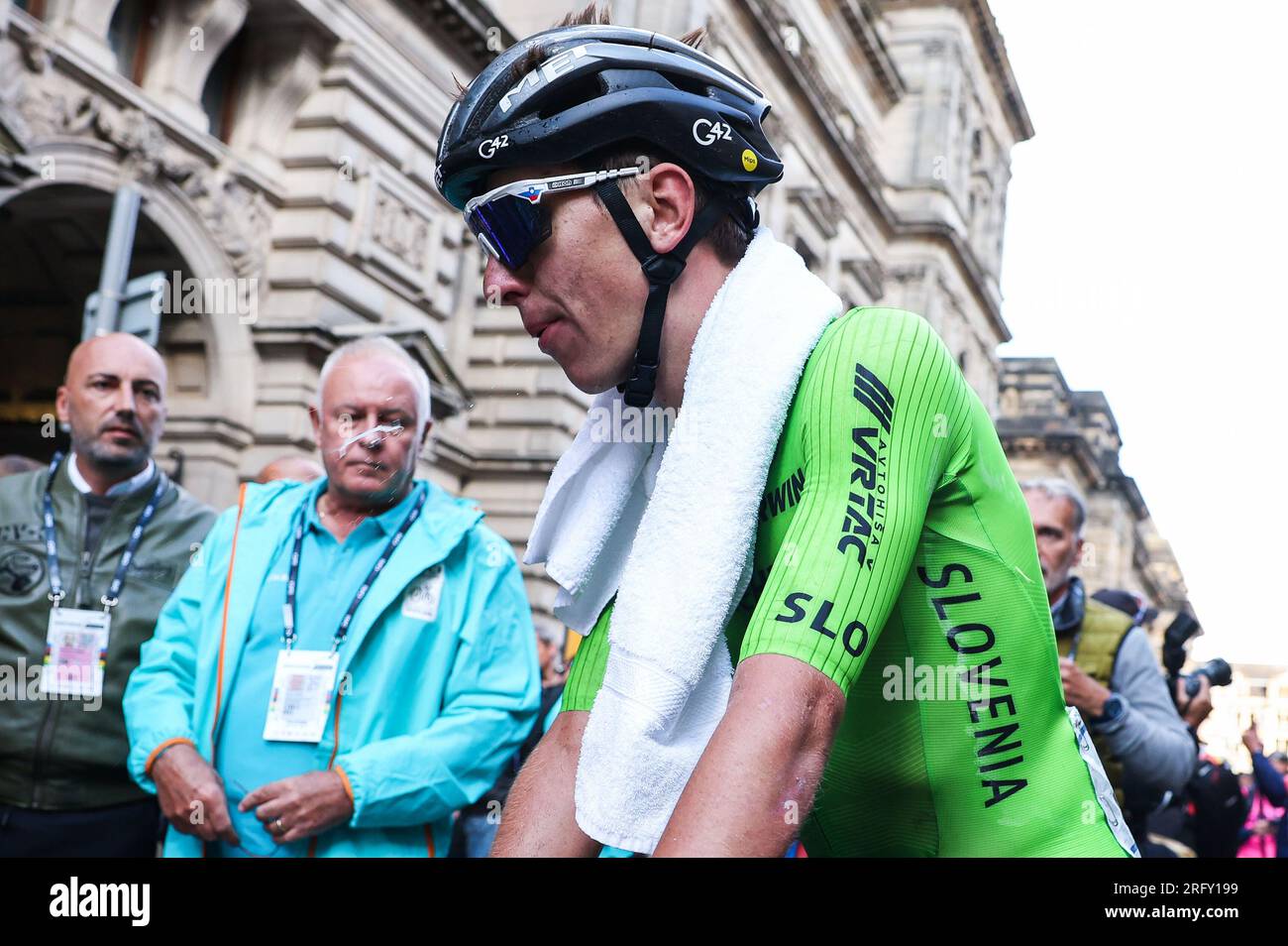 Tadej pogacar glasgow hi-res stock photography and images - Alamy