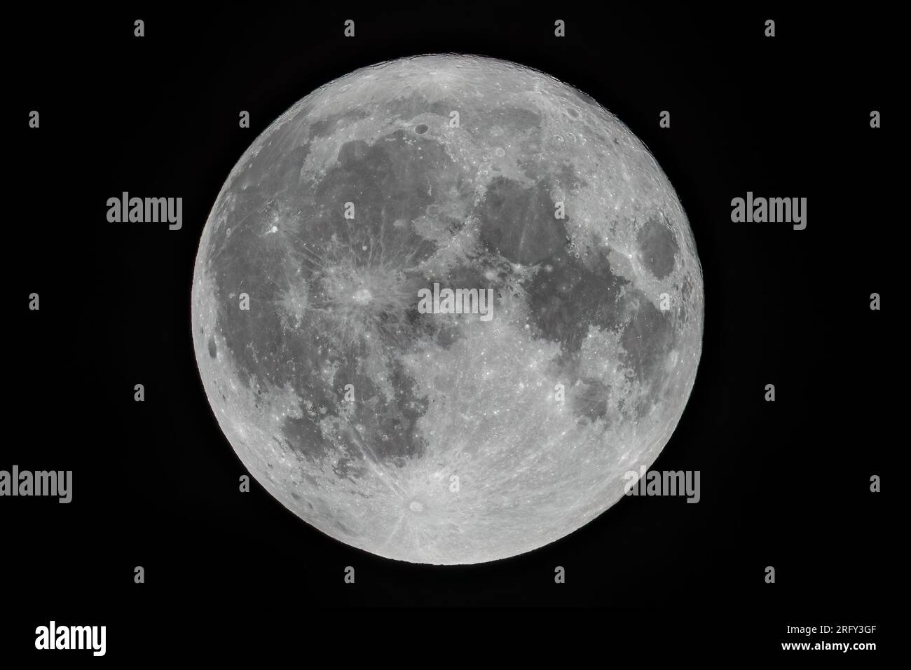 Full moon with many stars in the dark night Stock Photo - Alamy