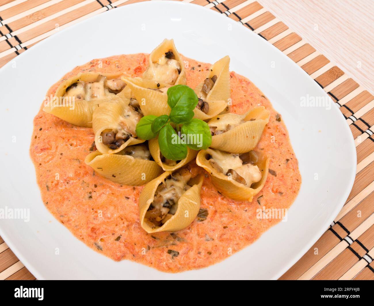Conchiglie hi-res stock photography and images - Alamy