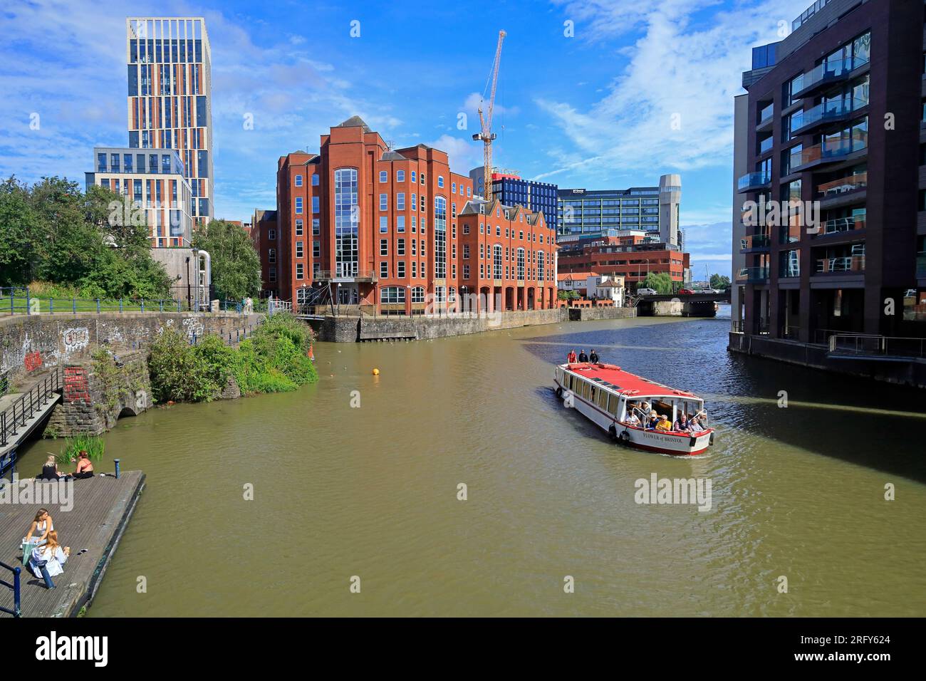 Looking up the river Avon from Castle Bridge towards Temple Quay ...