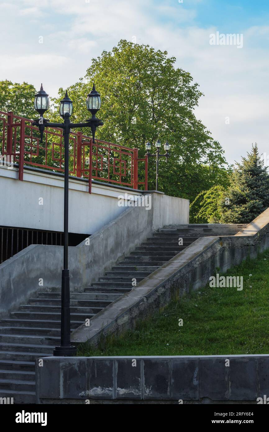 Stone stairs in public park hi-res stock photography and images - Alamy