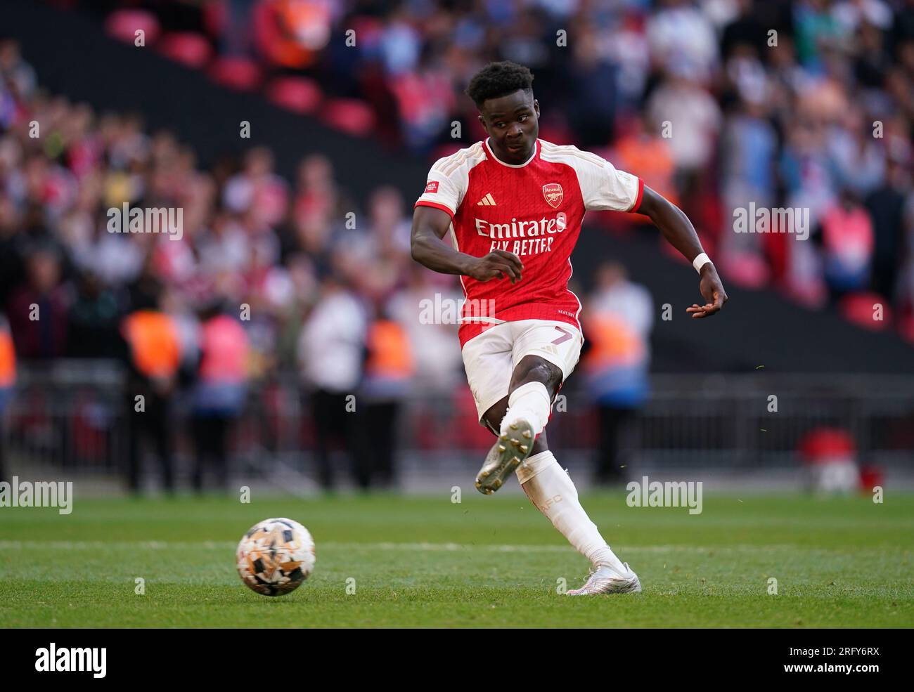 Bukayo saka scores from hi-res stock photography and images - Alamy