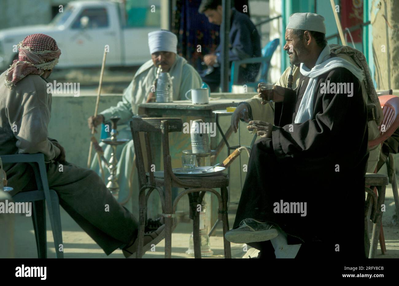 Men street cafe egypt hi-res stock photography and images - Alamy