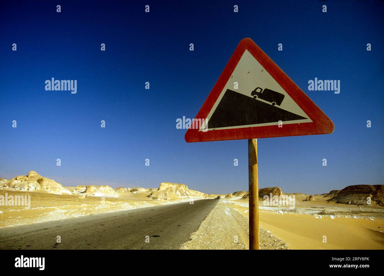 Road sign egypt hi-res stock photography and images - Alamy
