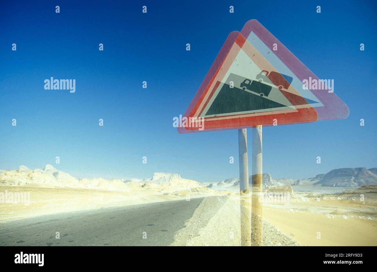Road sign egypt hi-res stock photography and images - Alamy