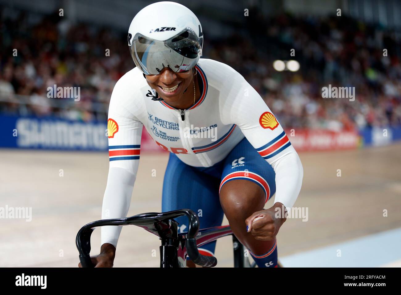 Great Britain's Kadeena Cox celebrates gold in the Women's C4 500m Time ...