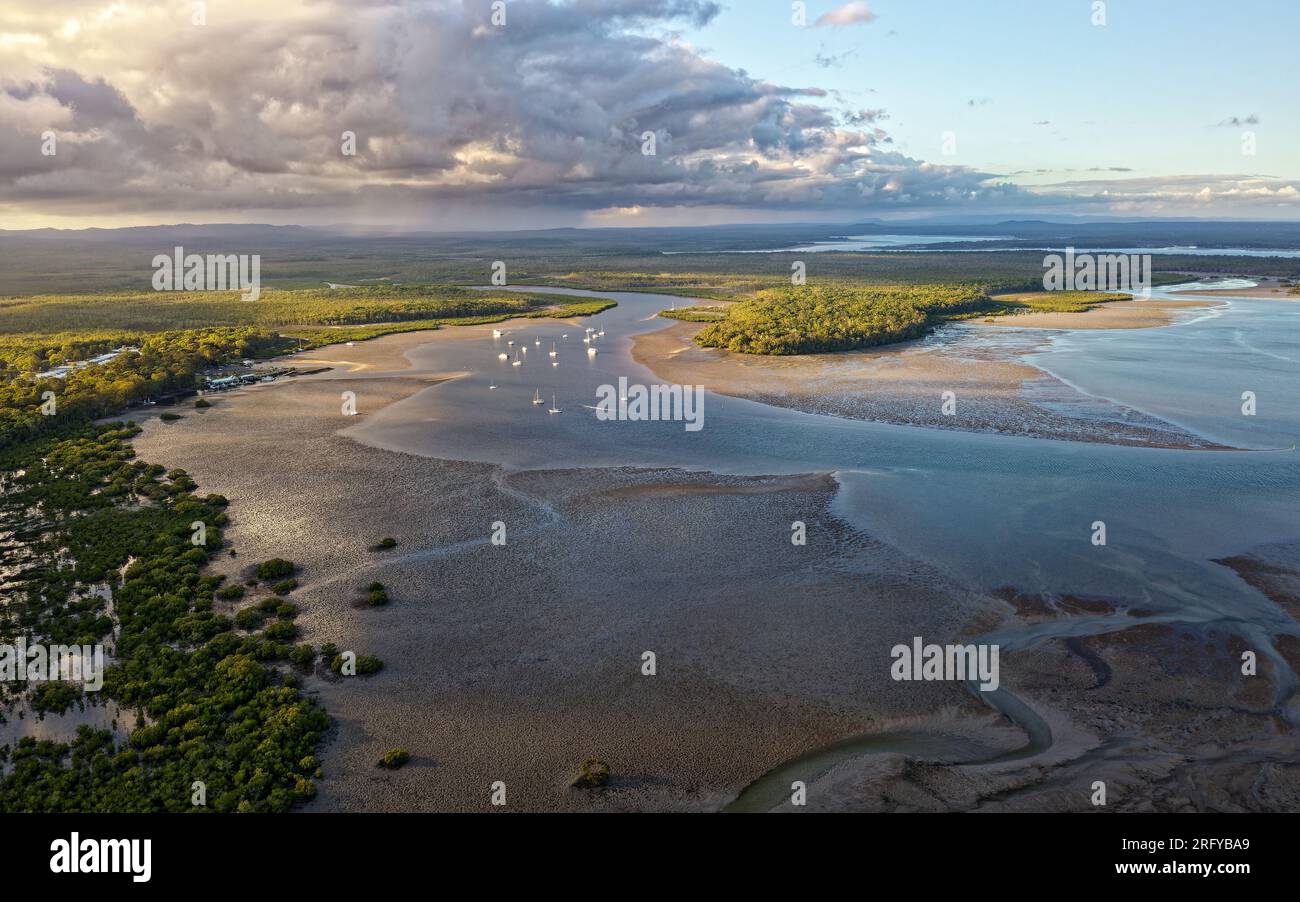 Great Sandy Strait in Australia separates mainland Queensland from ...