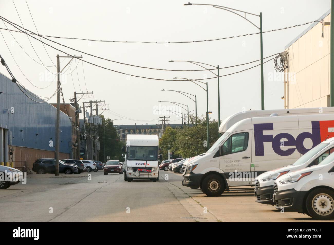 Fedex cargo ship hi-res stock photography and images - Alamy