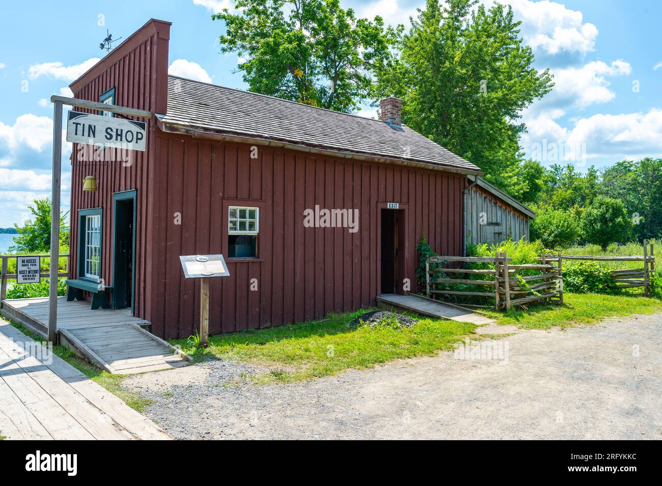 Upper canada village 1860s village hi-res stock photography and images ...