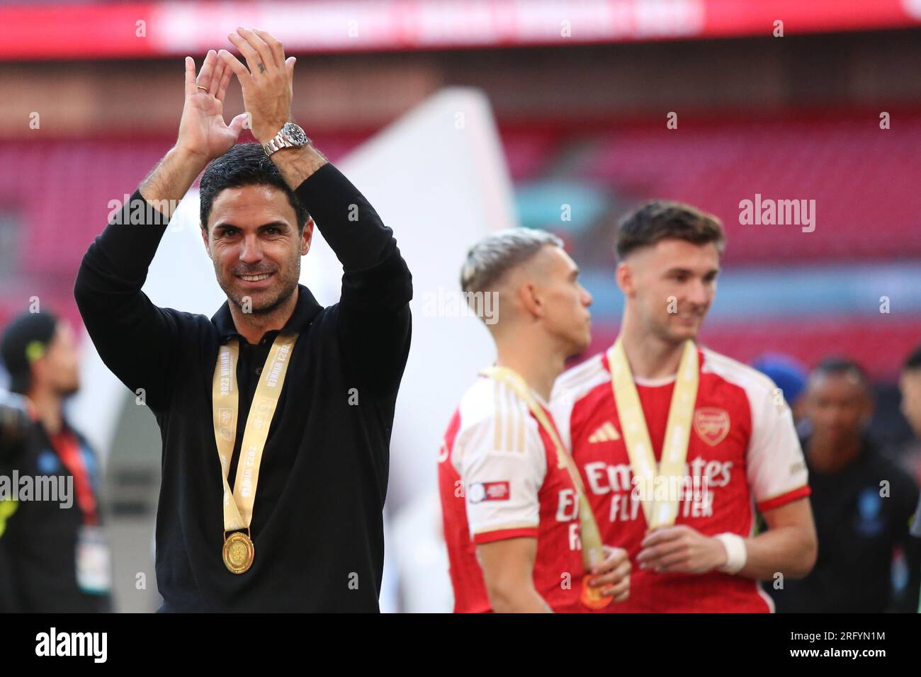 London, UK. 06th Aug, 2023. Arsenal manager Mikel Arteta celebrates ...