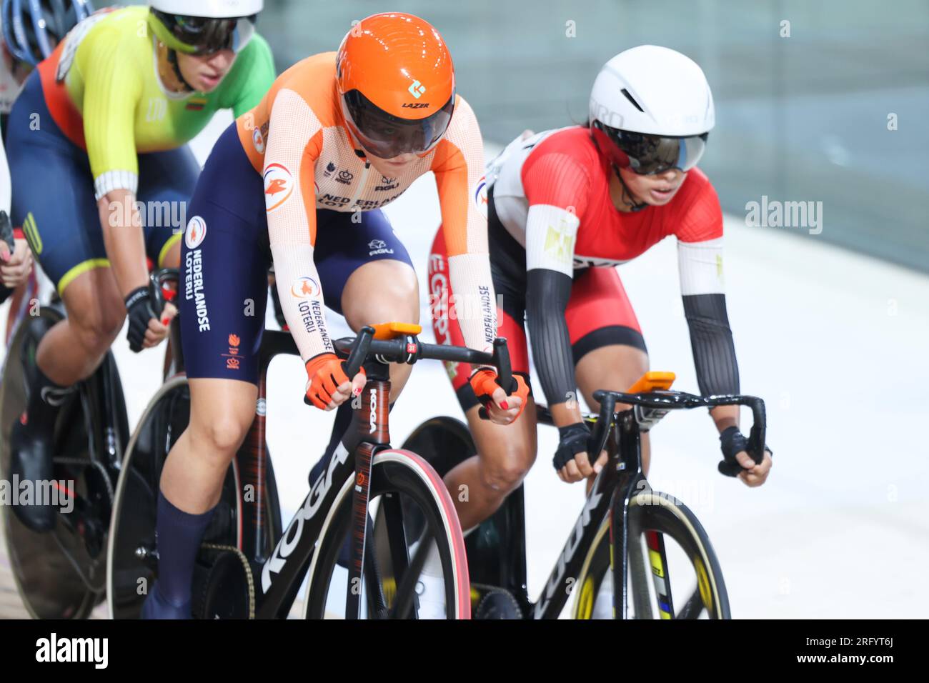 Women elite elimination race hi-res stock photography and images - Alamy