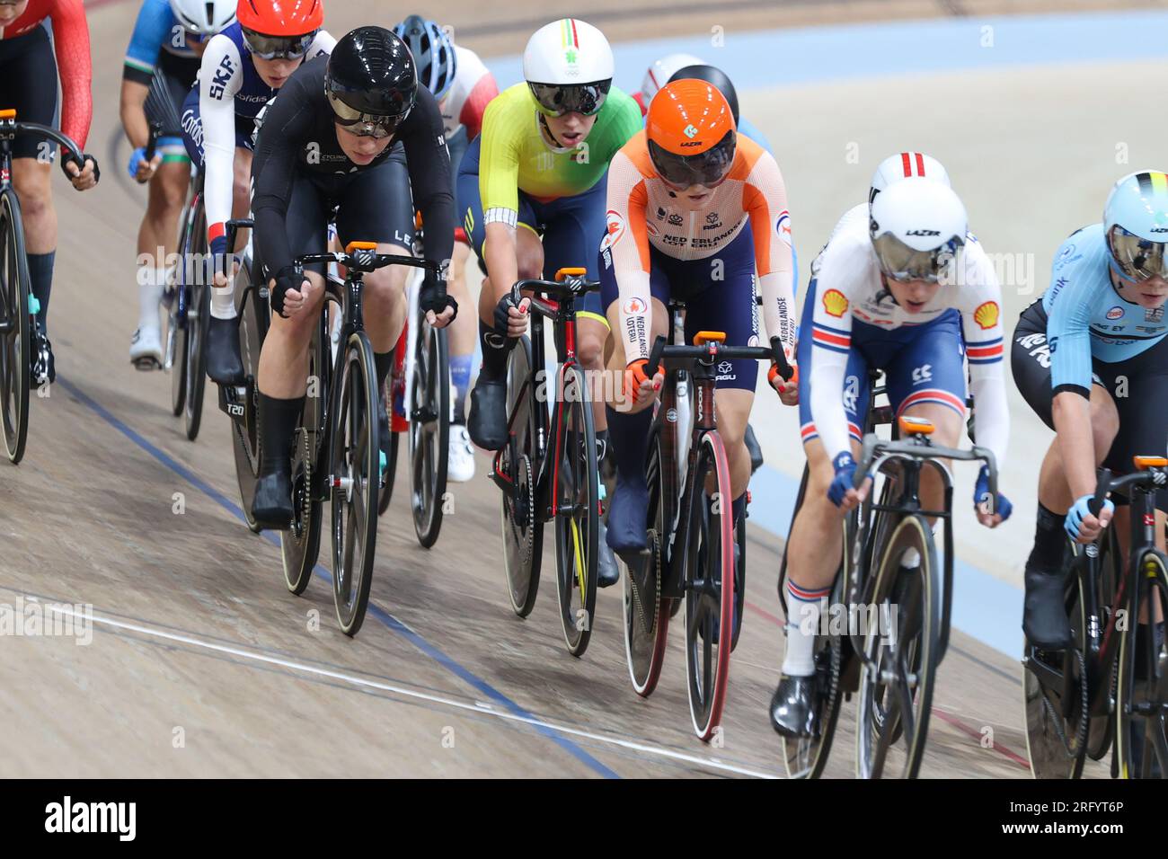 Women elite elimination race hi-res stock photography and images - Alamy