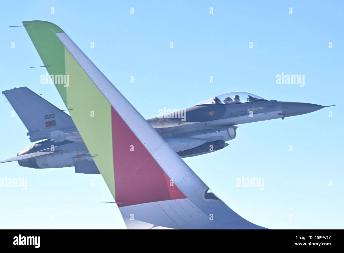 F-16 fighter of the Portuguese Air Force flanks the papal flight ...