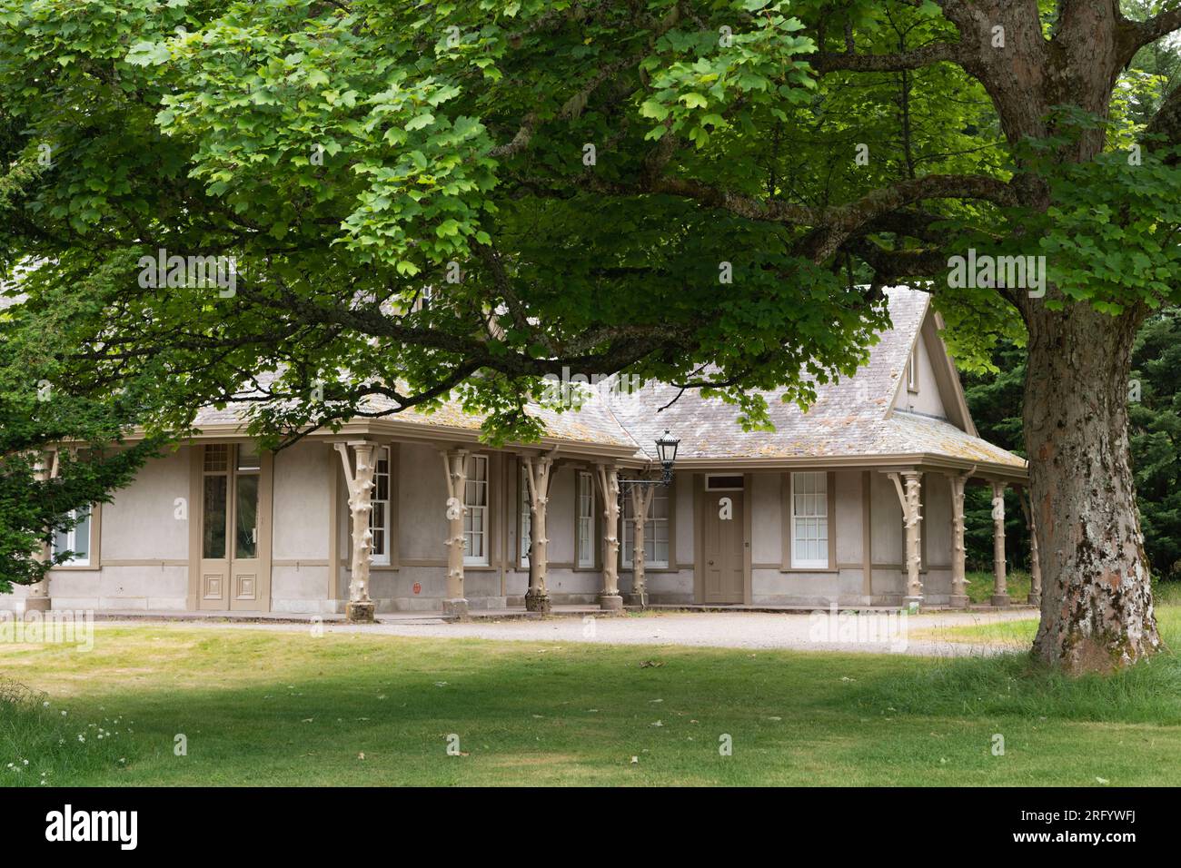 Balmoral estate cottage hi-res stock photography and images - Alamy
