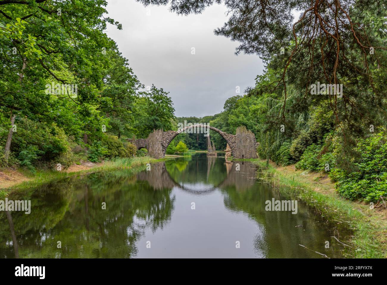 Devil's Bridge in Rakotzsee, Germany Stock Photo - Alamy