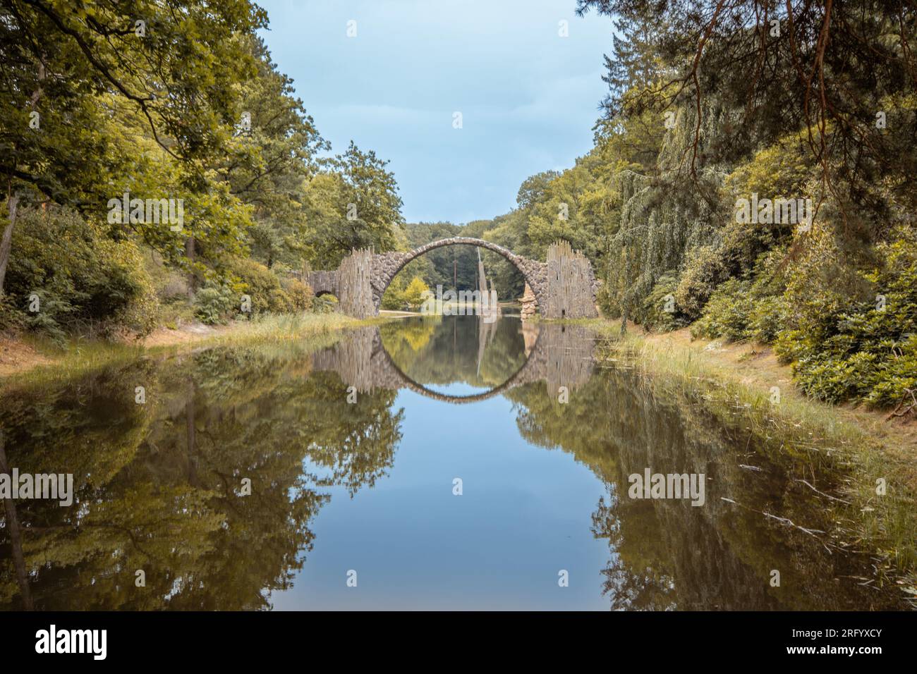 Devil's Bridge in Rakotzsee, Germany Stock Photo - Alamy