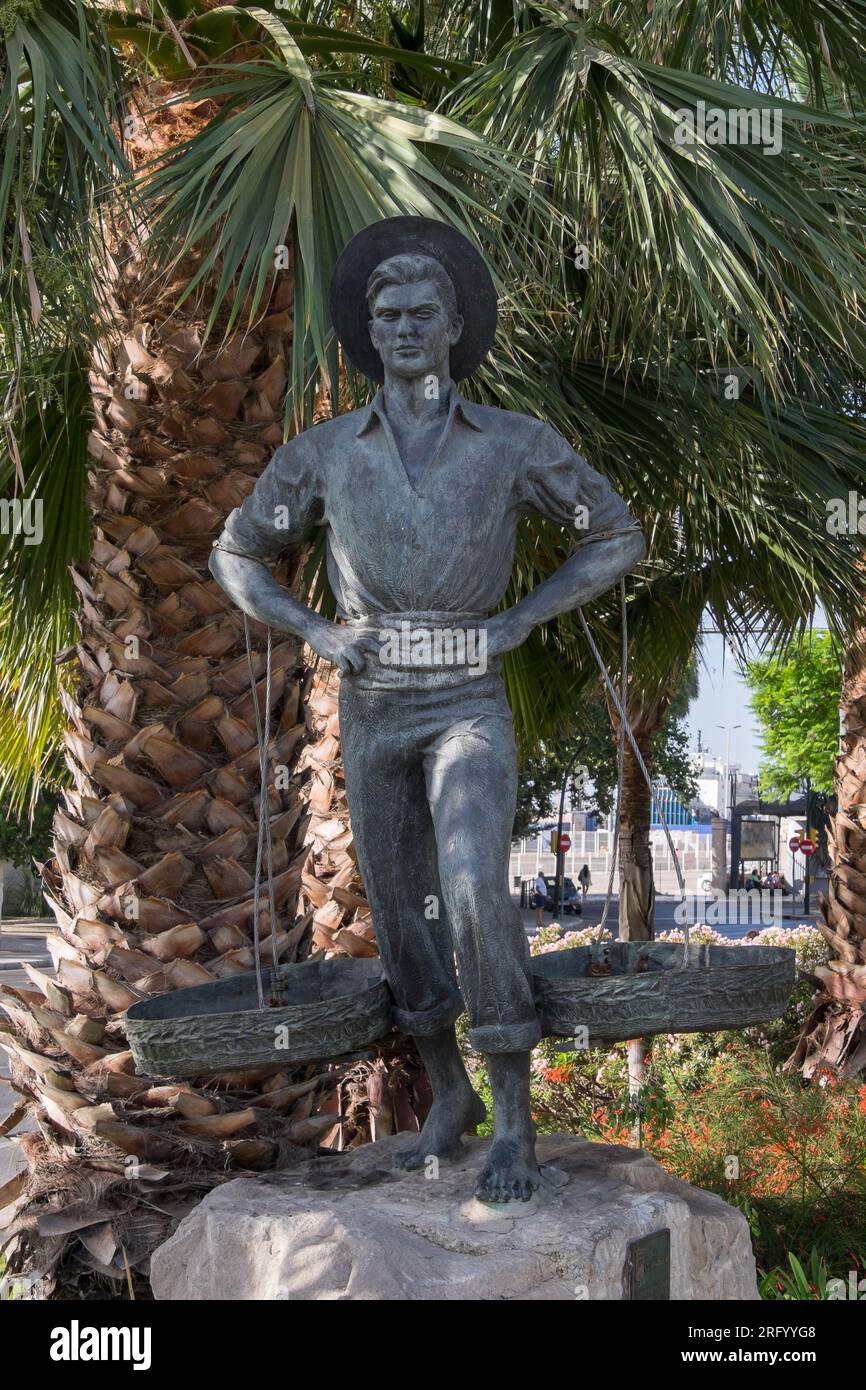 El Cenachero, bronze sculpture, made by Jaime Fernández Pimentel in ...