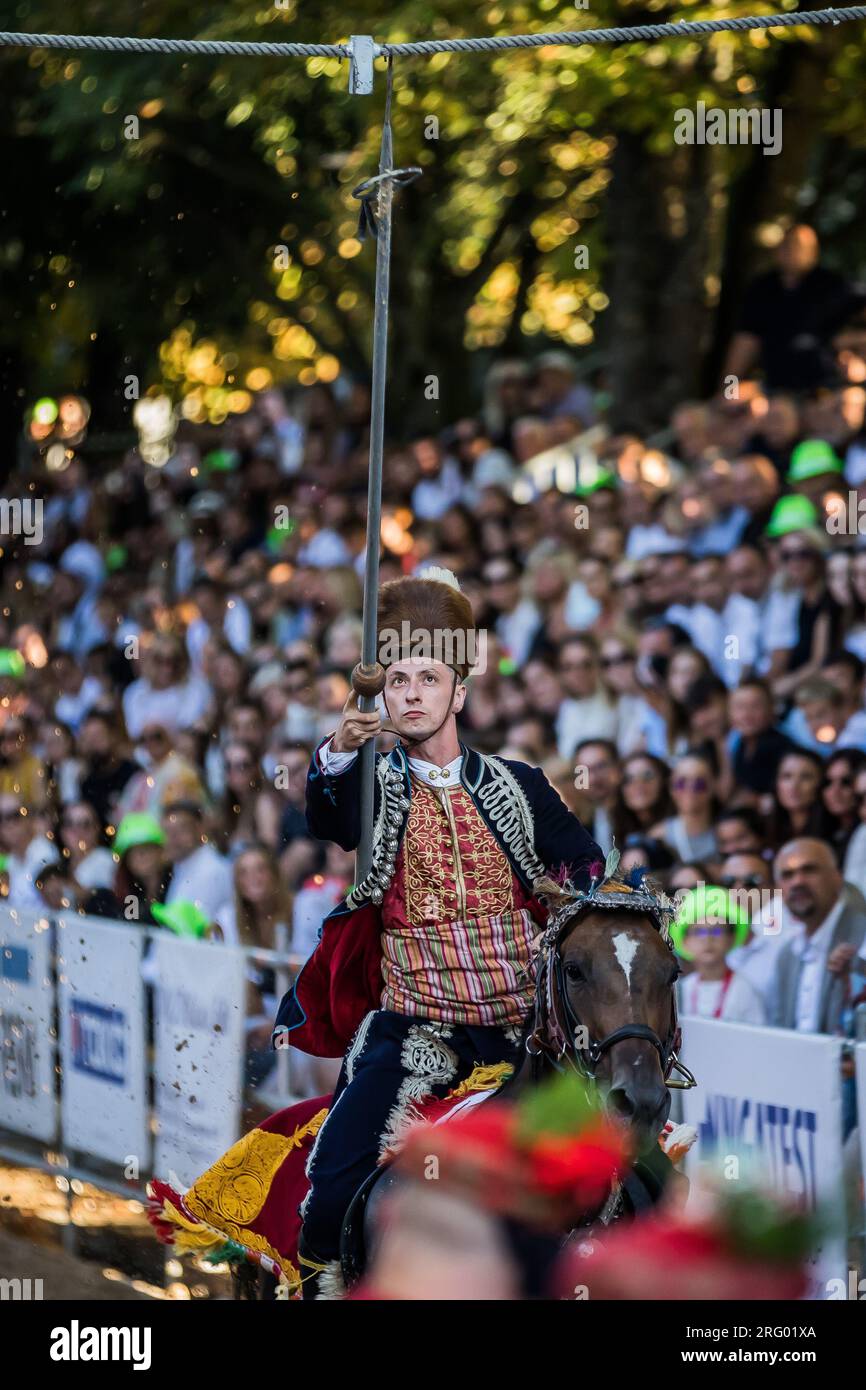 Sinj, Croatia. 06th Aug, 2023. Men wearing traditional knight costumes ...
