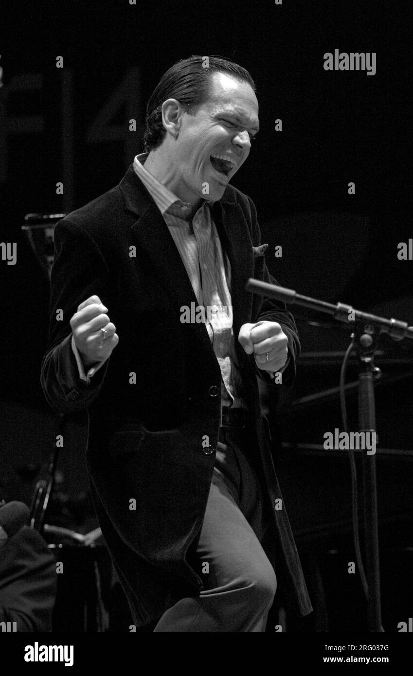 Kurt elling jazz Black and White Stock Photos & Images - Alamy