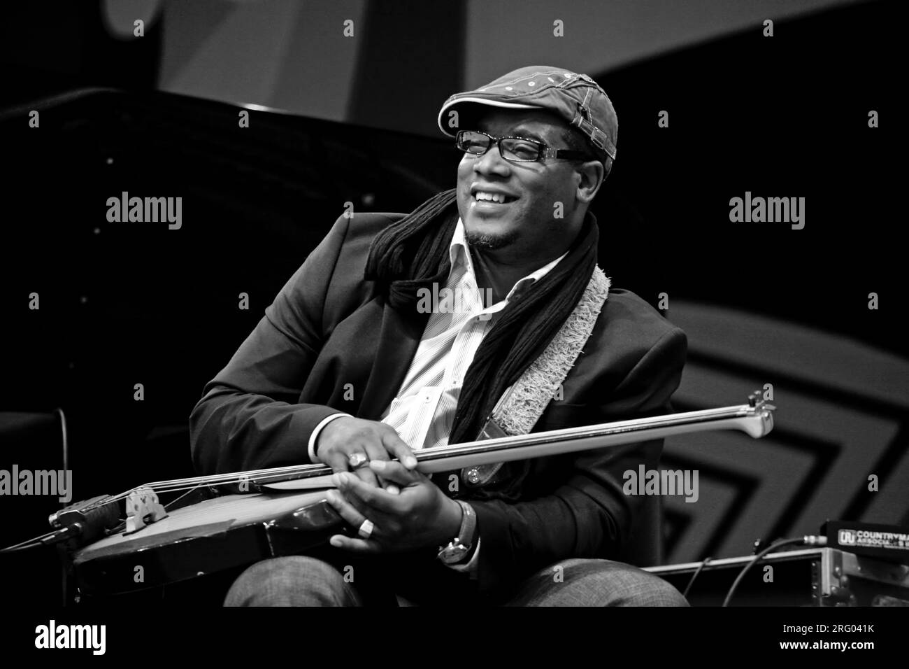 Base guitarist Black and White Stock Photos & Images - Alamy