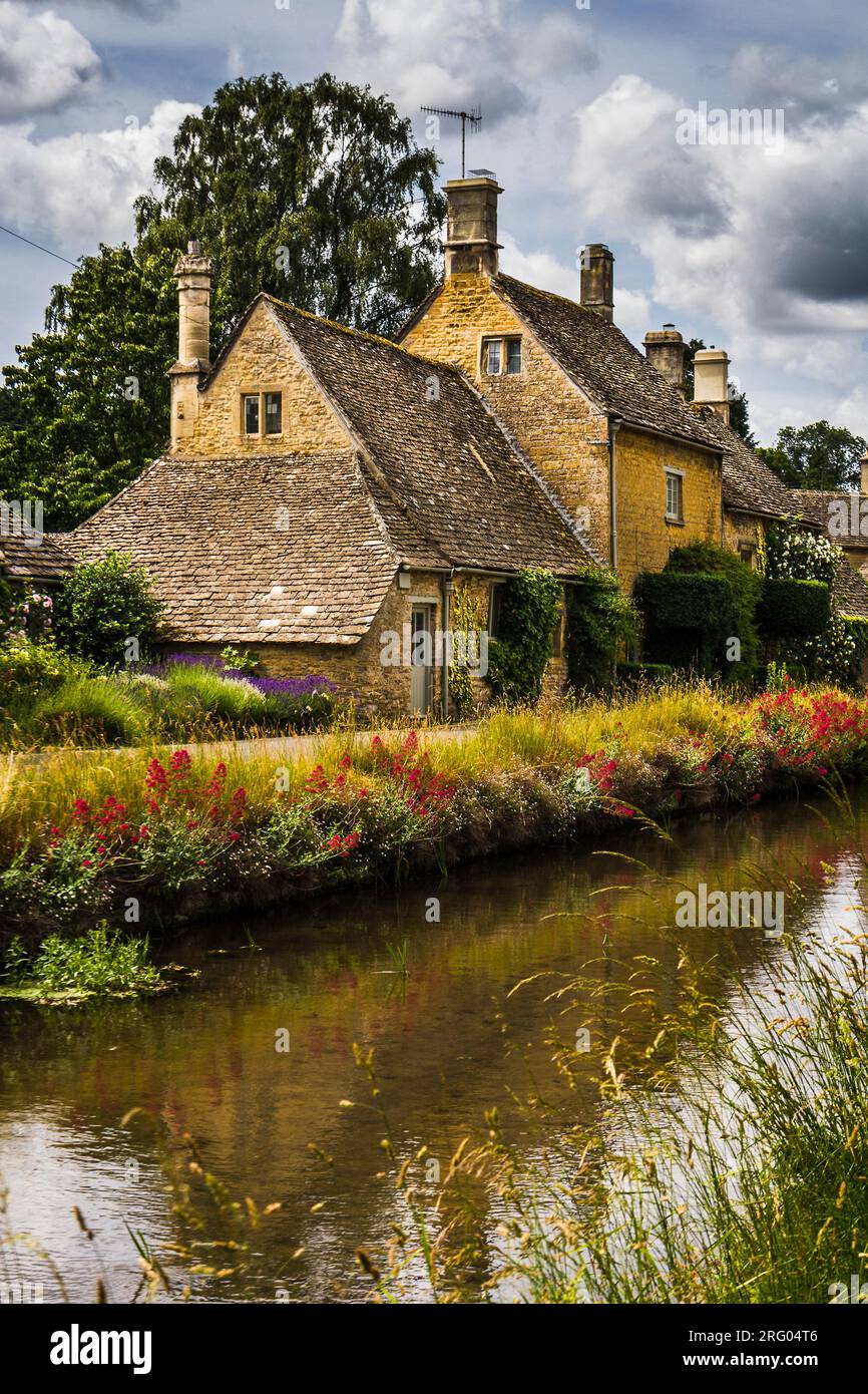 Lower Slaughter, The Costwolds, England Stock Photo - Alamy