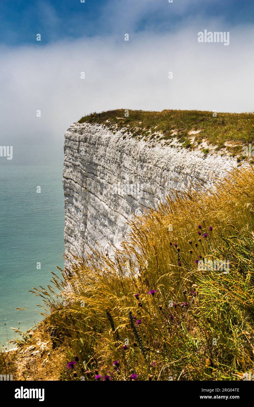 Cliffs england hi-res stock photography and images - Alamy
