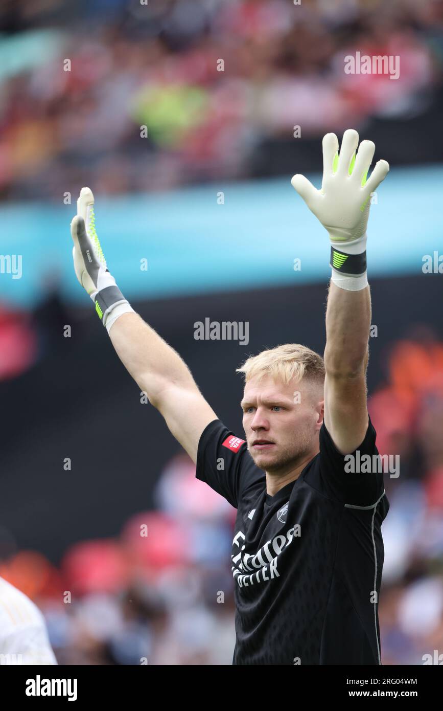 Ramsdale fa community shield hi-res stock photography and images - Alamy
