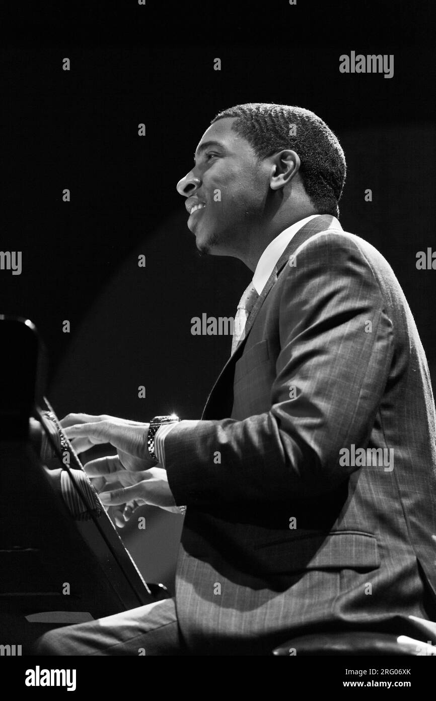 CHRISTIAN SANDS on grand piano with Geri Allen and the Errol Garner ...