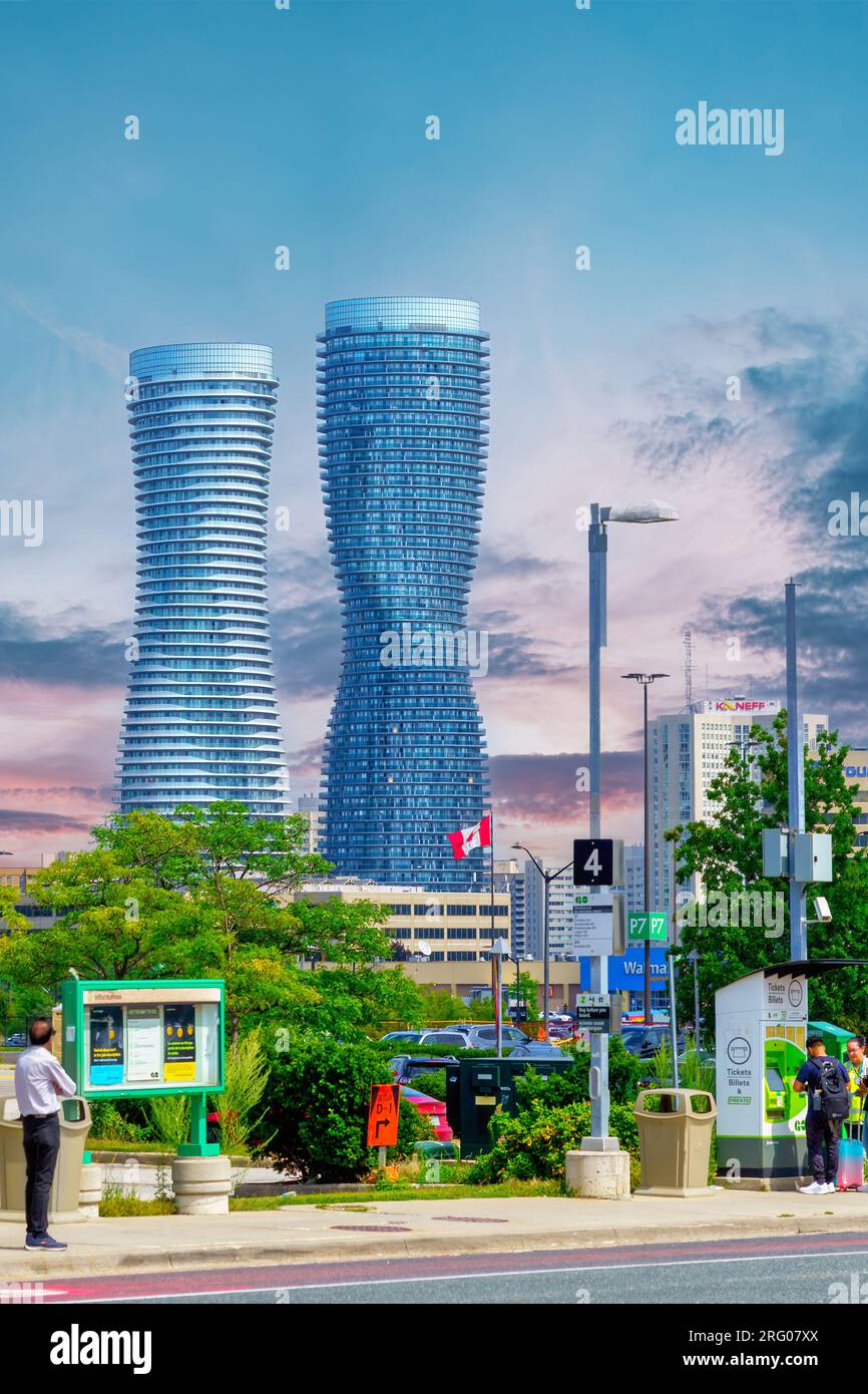 Absolute world towers hi-res stock photography and images - Alamy