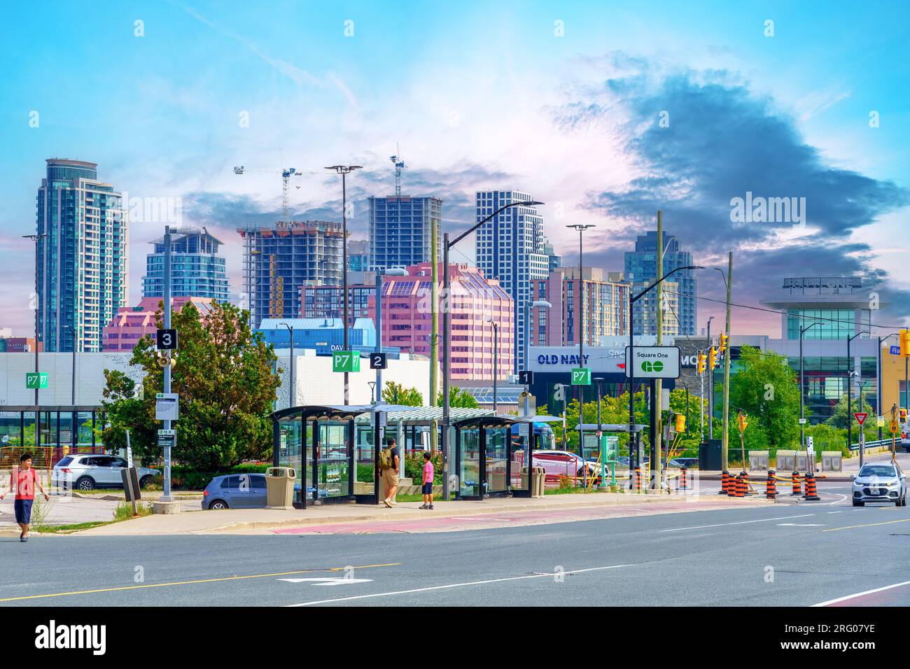 City of mississauga skyline hi-res stock photography and images - Alamy