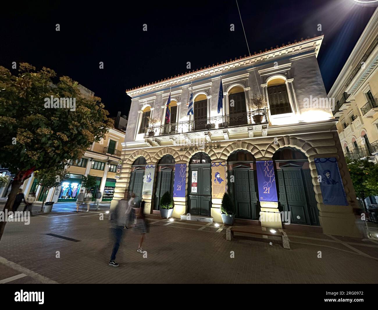 Classical greece buildings details hi-res stock photography and images ...