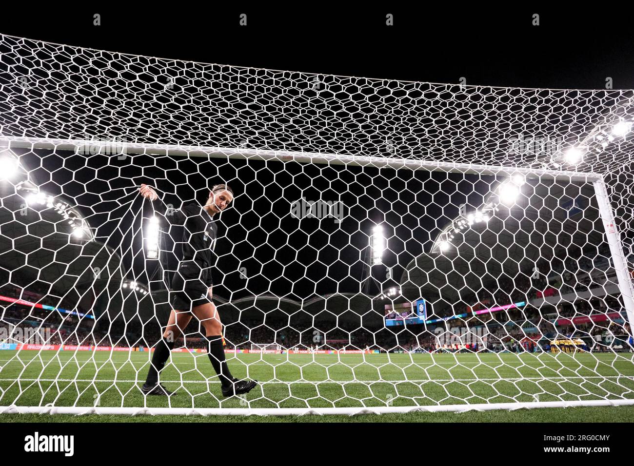Melbourne, Australia, 6 August, 2023. Referee checks the net during the ...