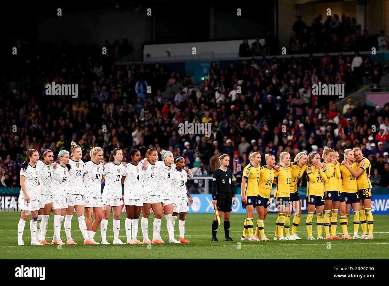 Sweden team line up hi-res stock photography and images - Alamy
