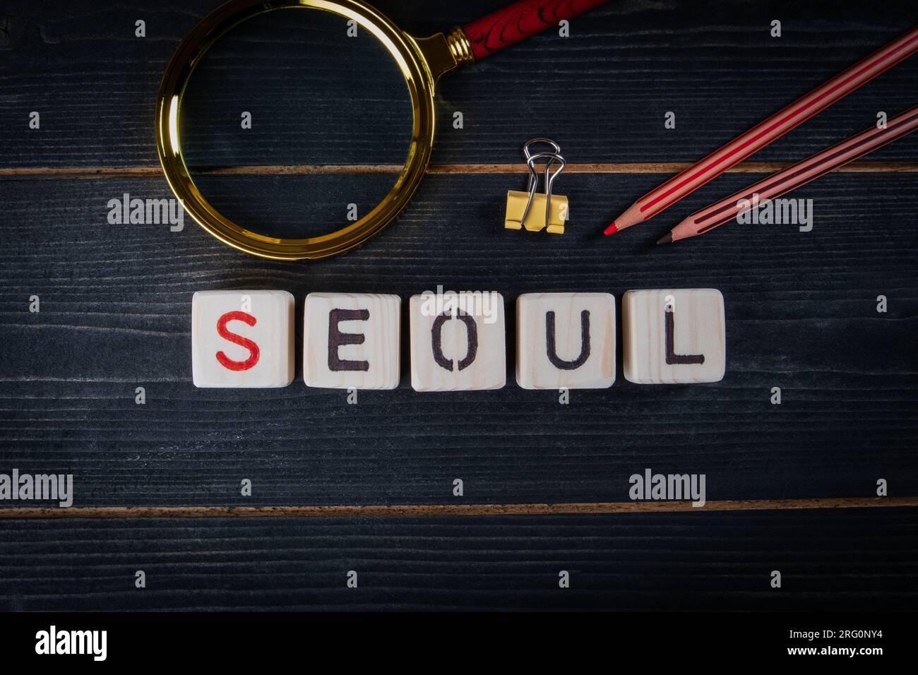 Korean alphabet letters hi-res stock photography and images - Alamy