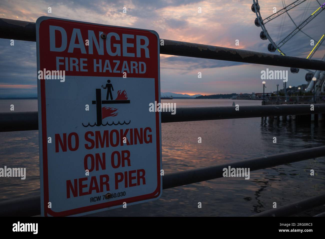 Seattle, USA. 6 Aug, 2023. Wildfire smoke and haze over Seattle on the ...