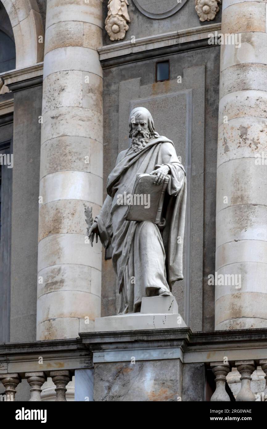 landscapes of traditional architecture and historical buildings beaches ...