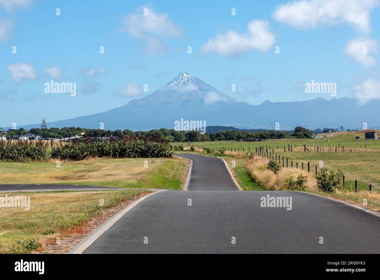 View of Mt Taranaki from Bell Block, New Plymouth Stock Photo - Alamy
