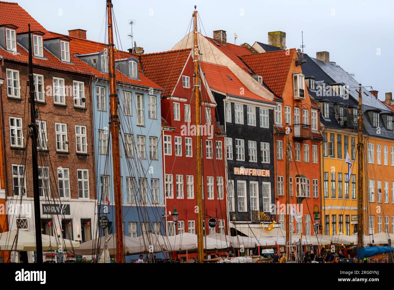 landscapes of traditional architecture and historical buildings beaches ...