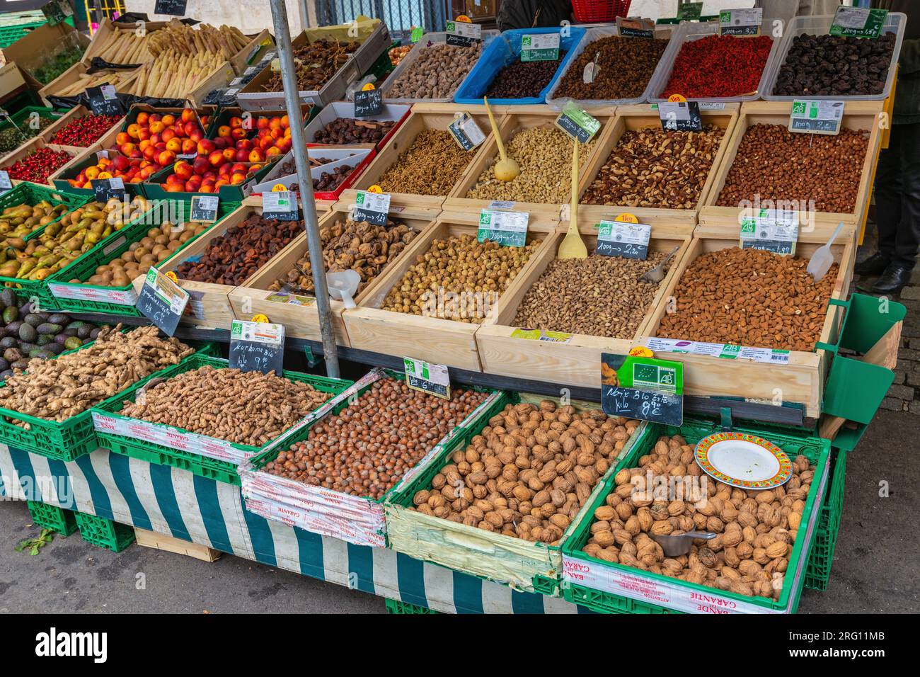 Paris, France - May 4, 2017: fresh vegetable retail shop at Aligre ...