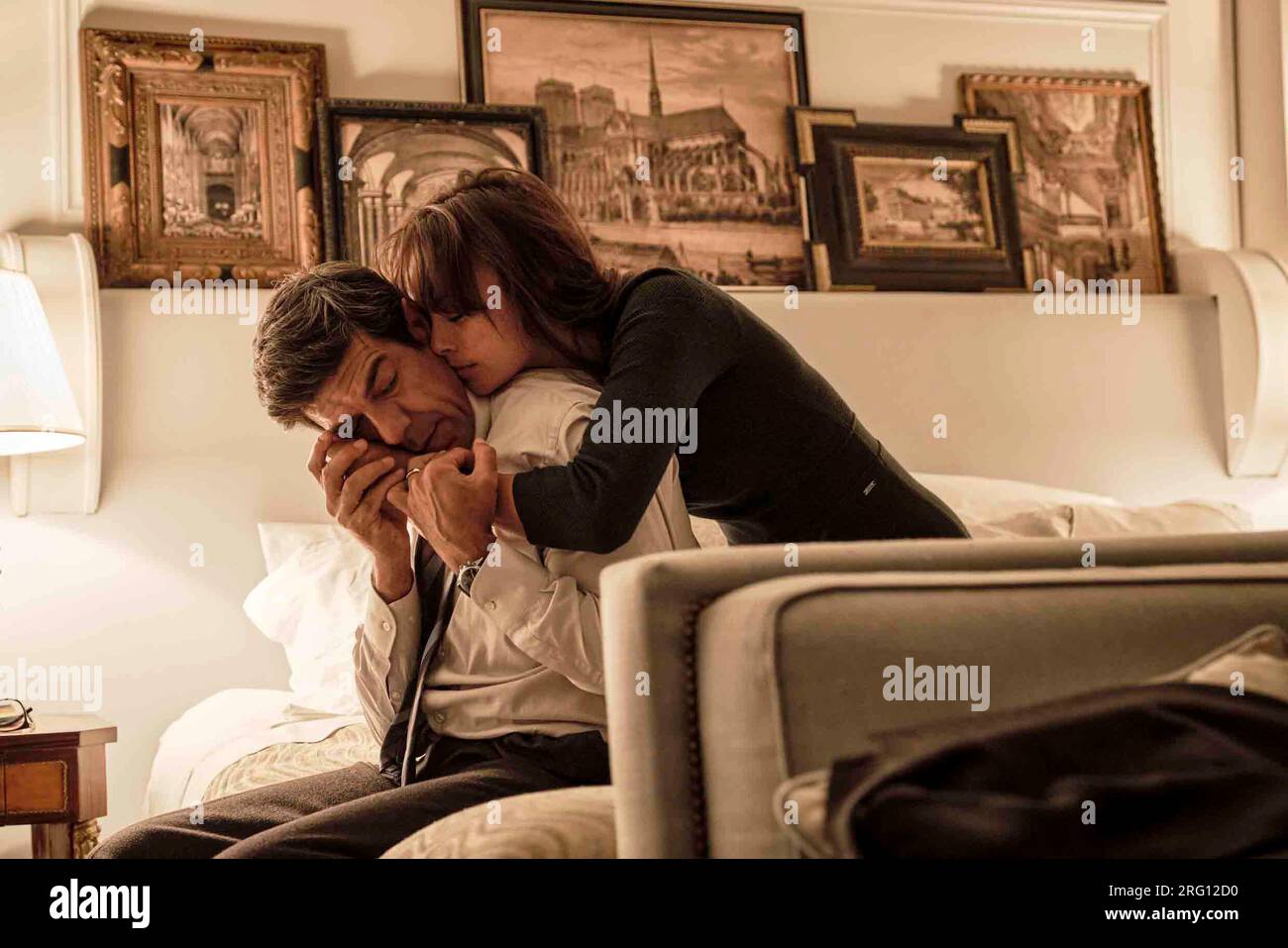 PIERFRANCESCO FAVINO and BERENICE BEJO in THE HUMMINGBIRD (2022) -Original title: IL COLIBRI ...