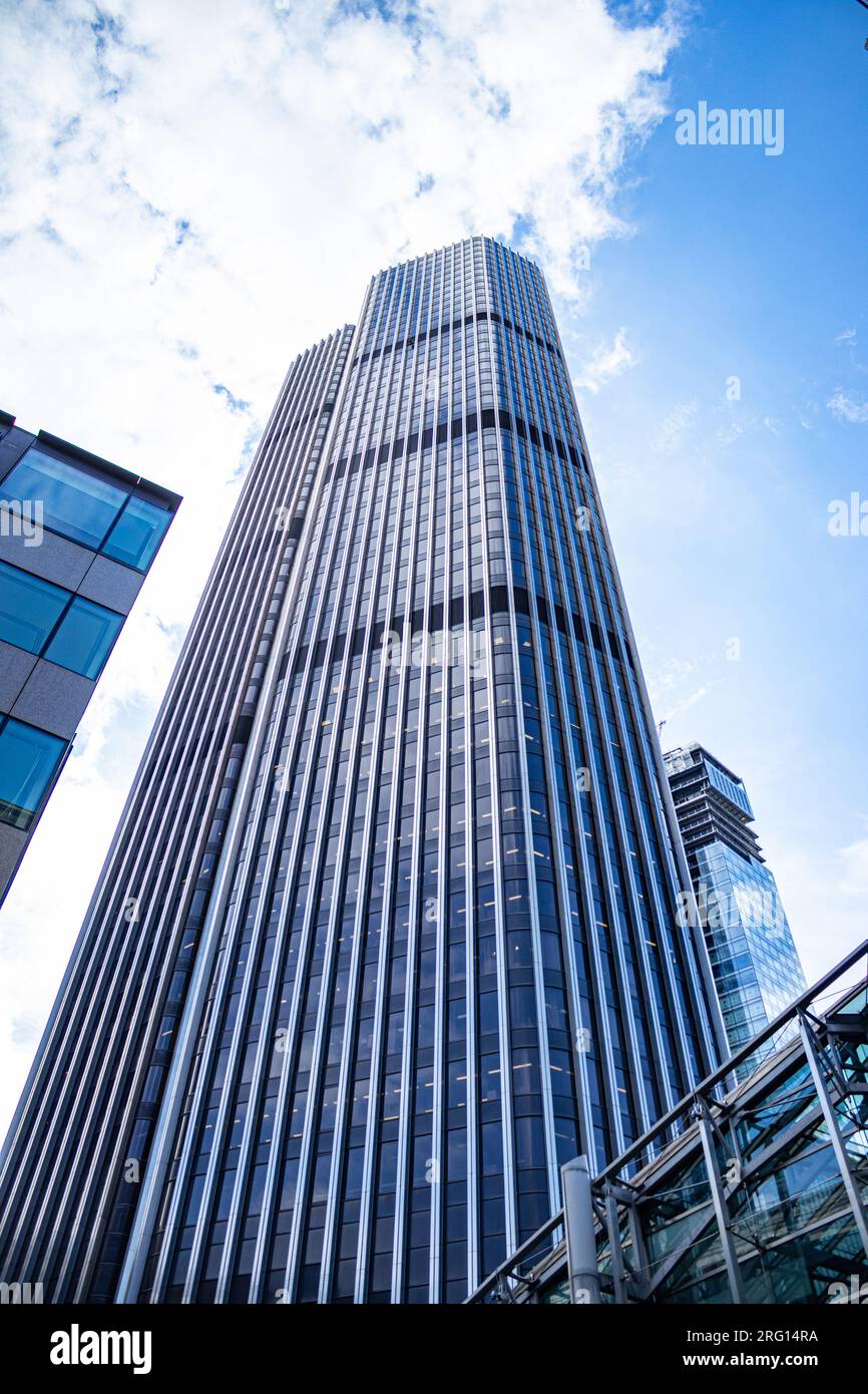 Tower 42 Skyscraper in the City of London, United Kingdom Stock Photo ...
